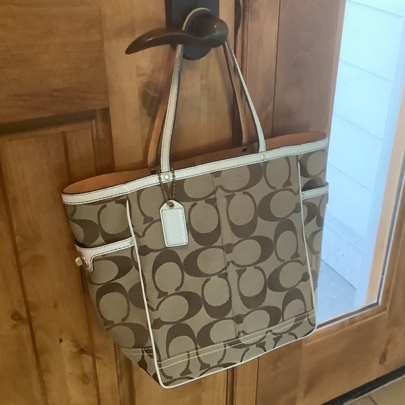 Coach | Bags | Coach Signature C Tote | Poshmark